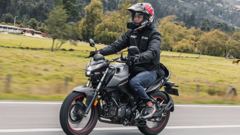 Hero Hunk 160R Black: Exigente Prueba De 1.000 Km - Acelerando